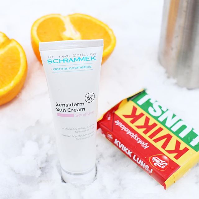 Husk solkrem i vinterfjellet😎️ Ved sterk UV-eksponering og når huden ...