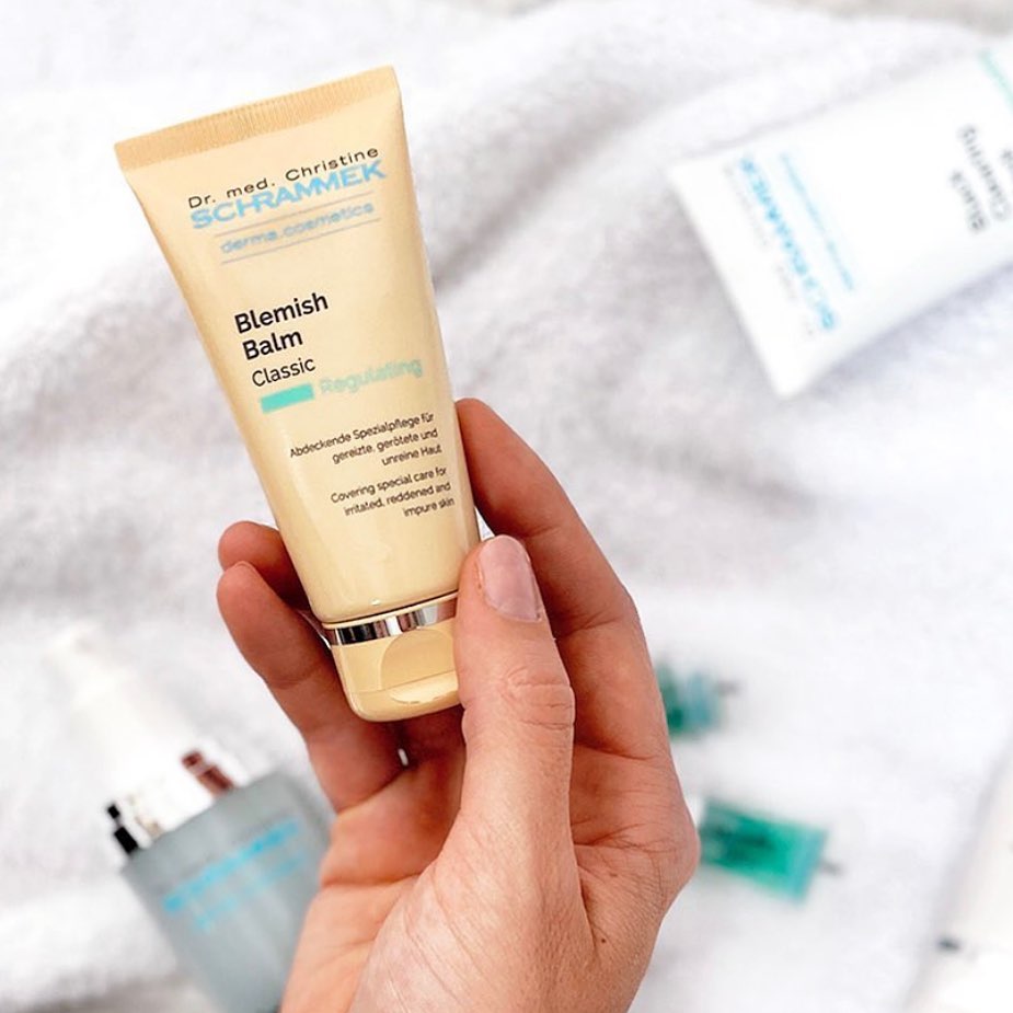 Blemish Balm - foundation that cares🏻 ️ Fysisk filter gir ...