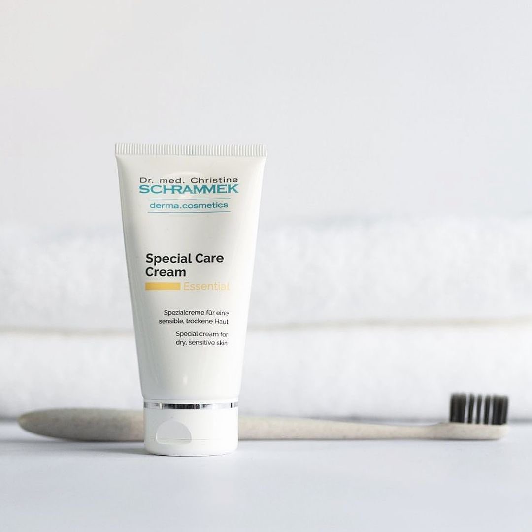 Special Care Cream🏻 Magi på tube Perfekt å påføre etter solfylte dager ...